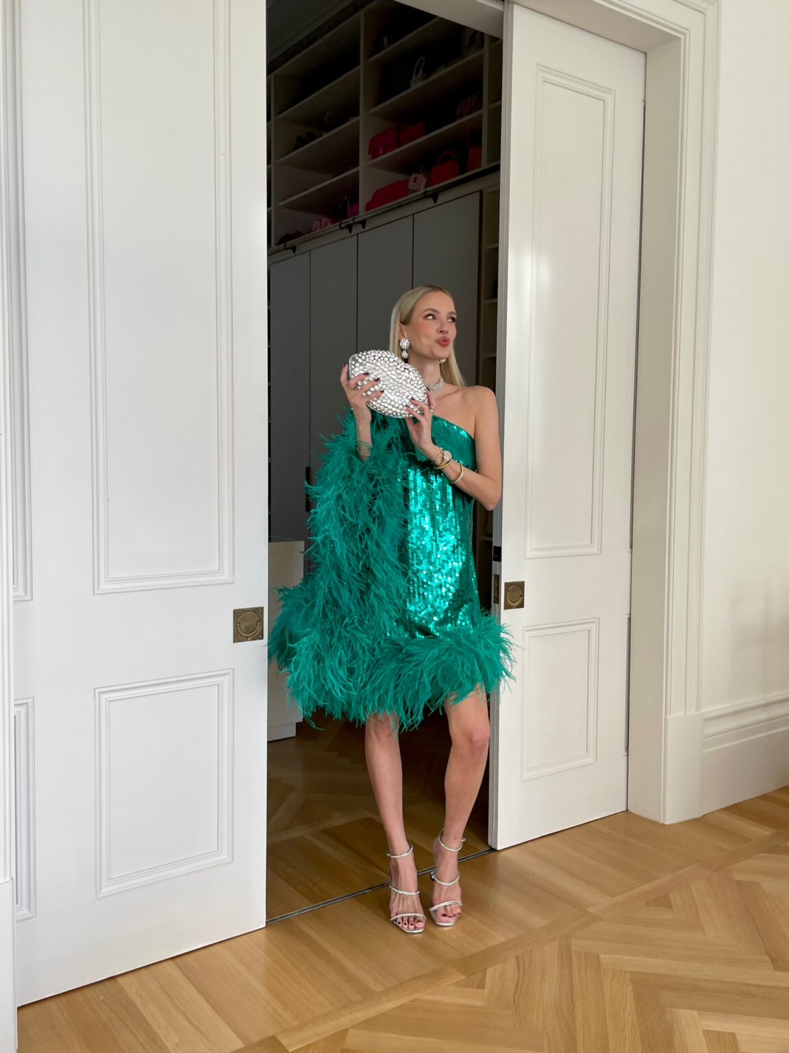 FESTIVE SEASON PARTY EDIT - Leonie Hanne